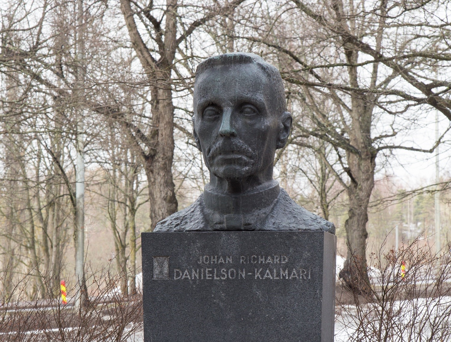 Bust of J. R. Danielson-Kalmari - Malva