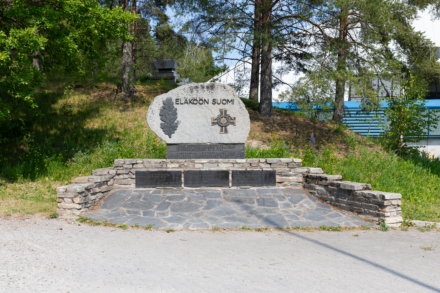 Long Live Finland – memorial to the heroes of our wars, 1939–1945 - Malva